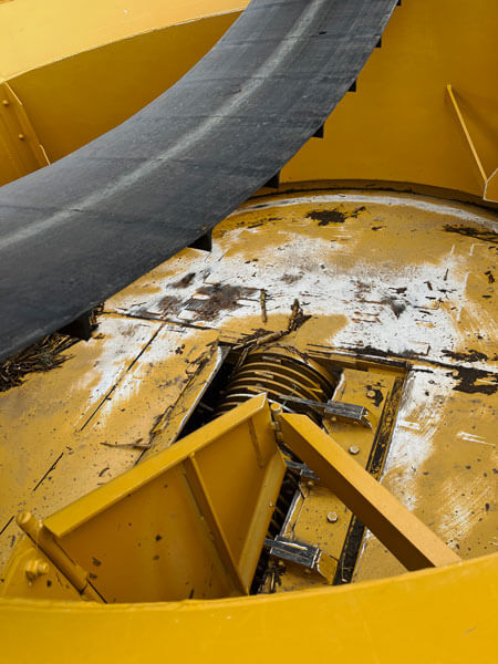 ***NEW*** Mighty Giant 2015 Tub Grinder - Post Equipment