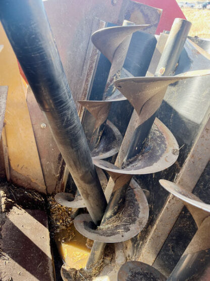 Knight 3300 Reel Feed Mixer - Post Equipment