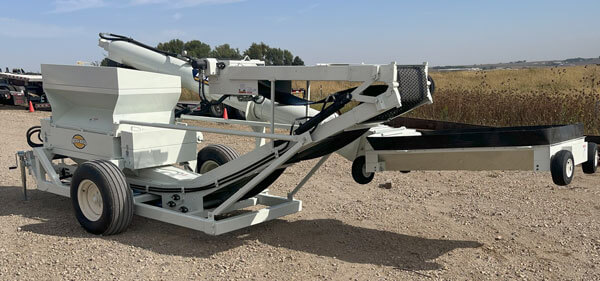 ***NEW*** Herd-Boss RMC48 Roller Mill - Post Equipment