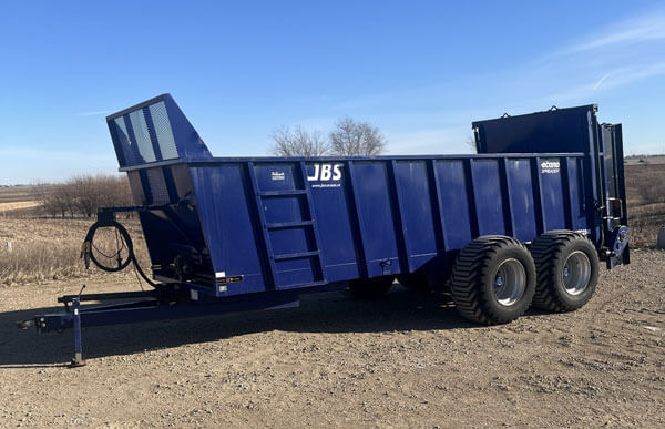 JBS 2248 Manure Spreader - Post Equipment